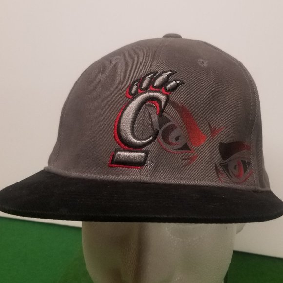 Captivating Headgear | Accessories | 97 Cincinnati Bearcats Hat | Poshmark